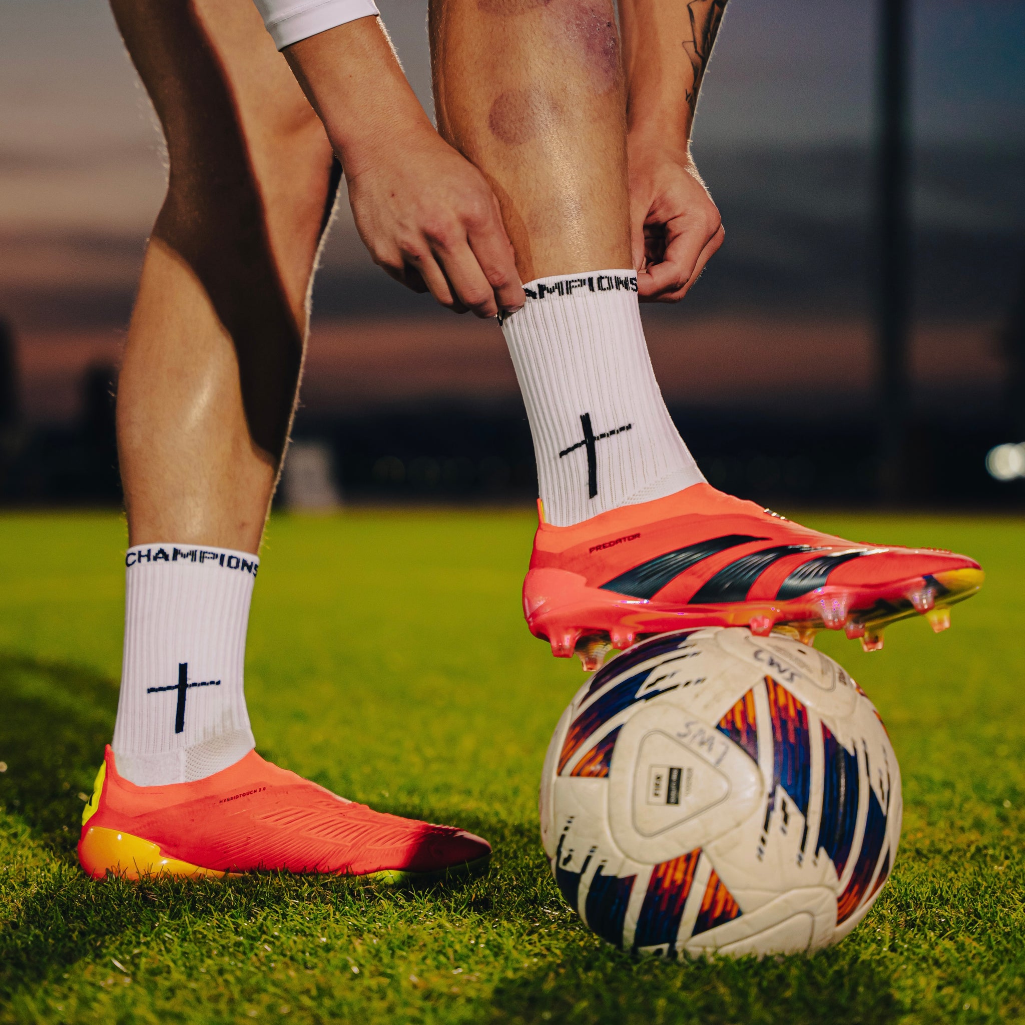 'CROSS' GRIP SOCKS – Faithful Champions