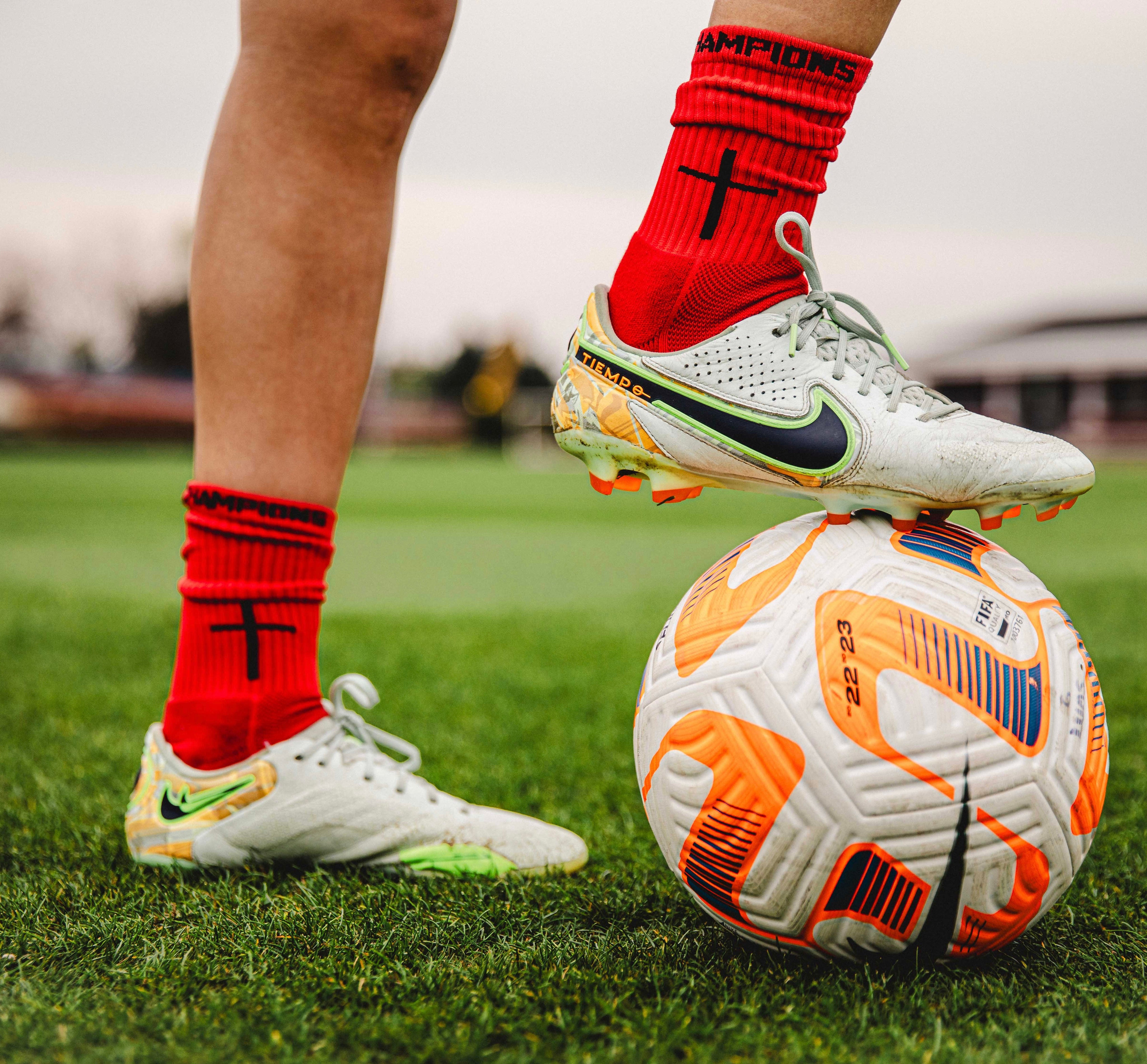 'Cross' Performance Grip Socks – Faithful Champions