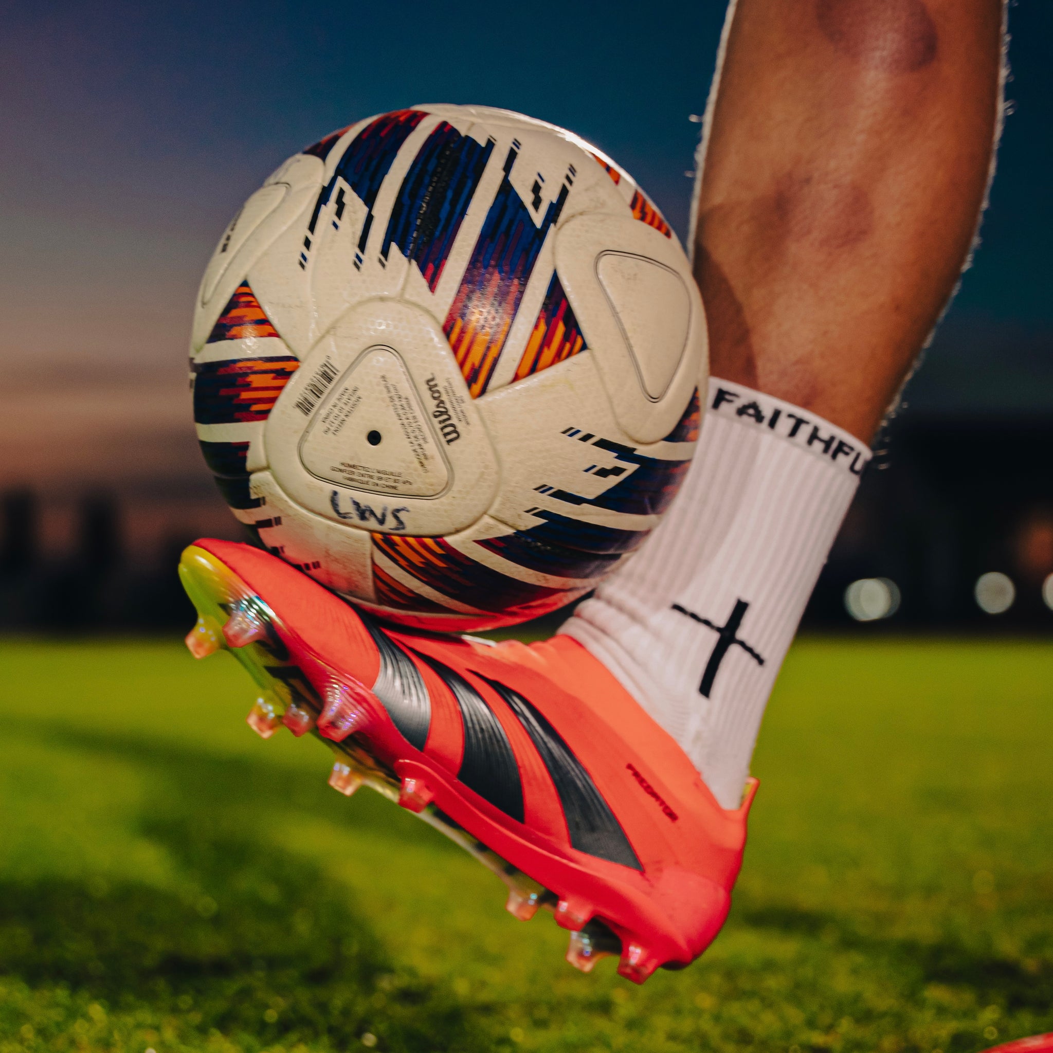 'CROSS' GRIP SOCKS – Faithful Champions