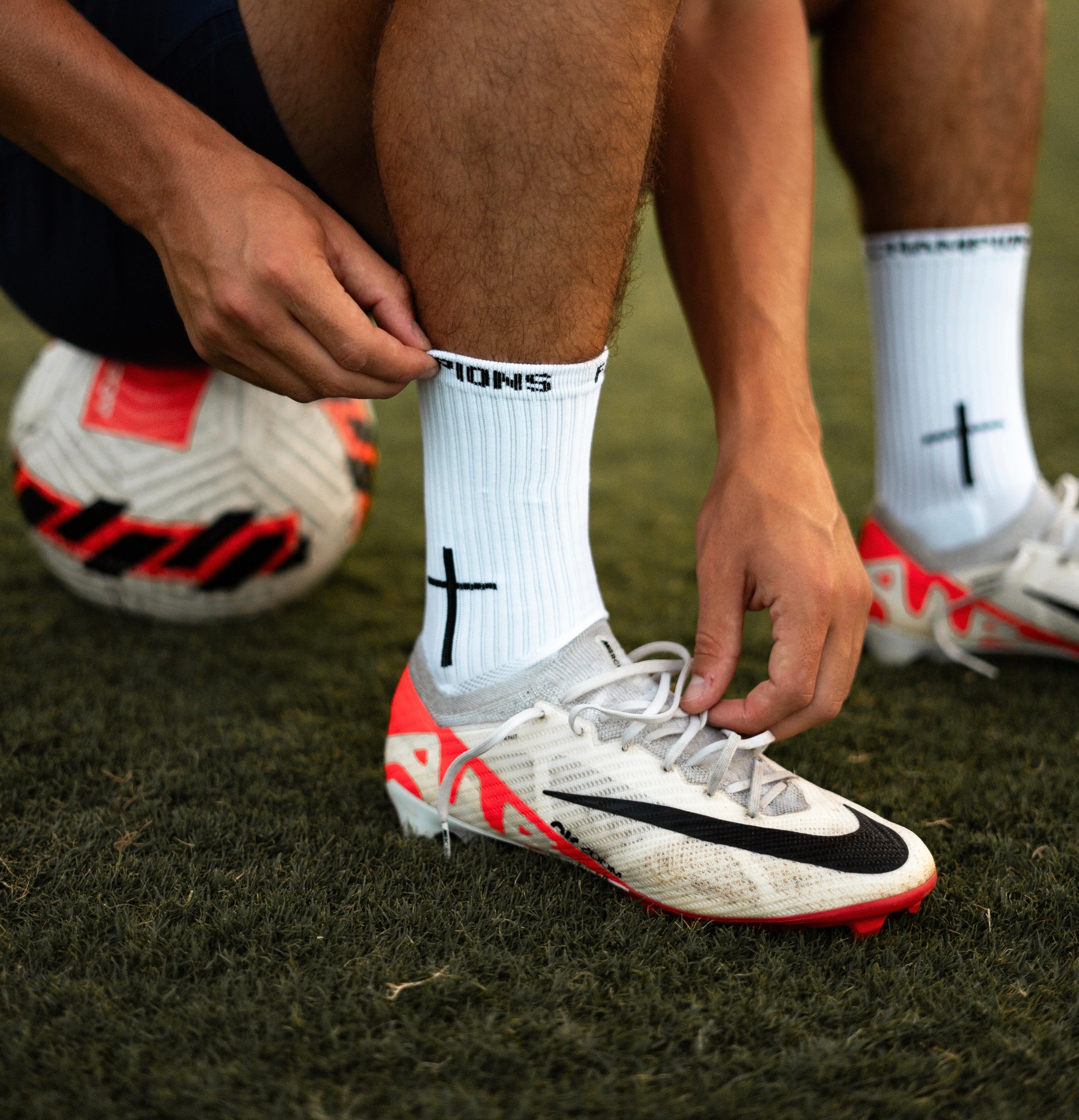 Cross Performance Grip Socks – Faithful Champions
