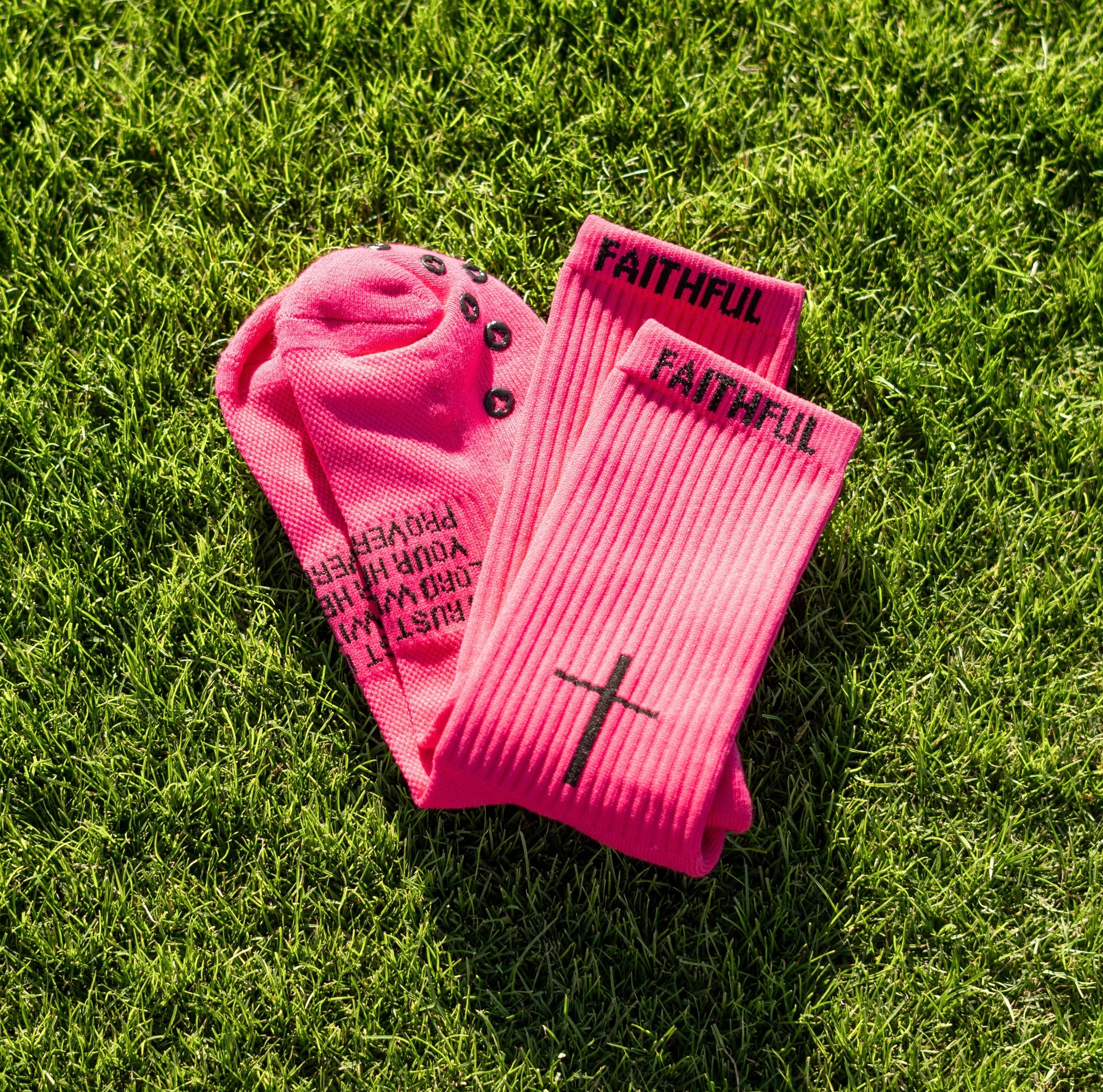 'CROSS' GRIP SOCKS – Faithful Champions